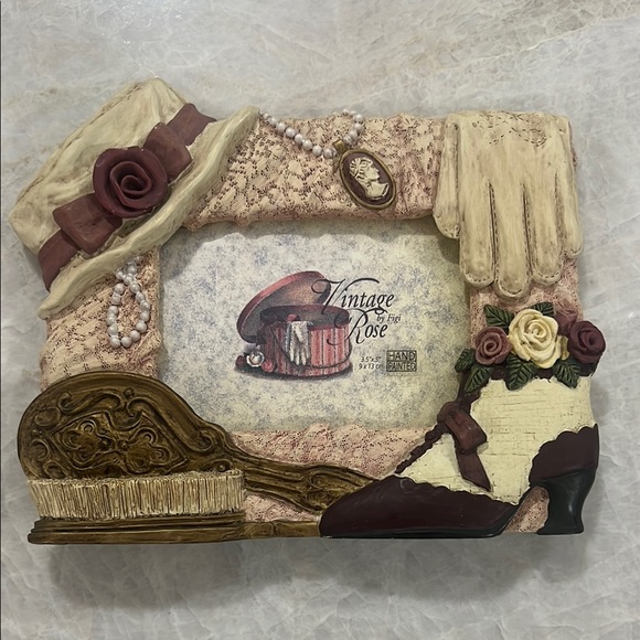 Figi | Accents | Vintage Victorian Style Picture Frame By Figi Ceramic ...